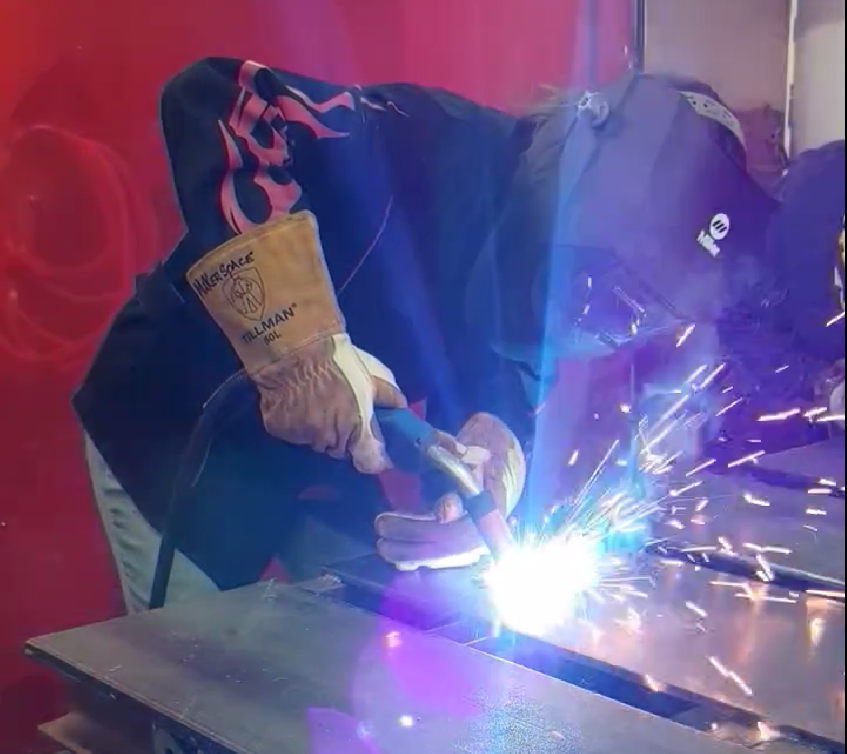 Welding Class | Alex Deli-Ivanov's Portfolio